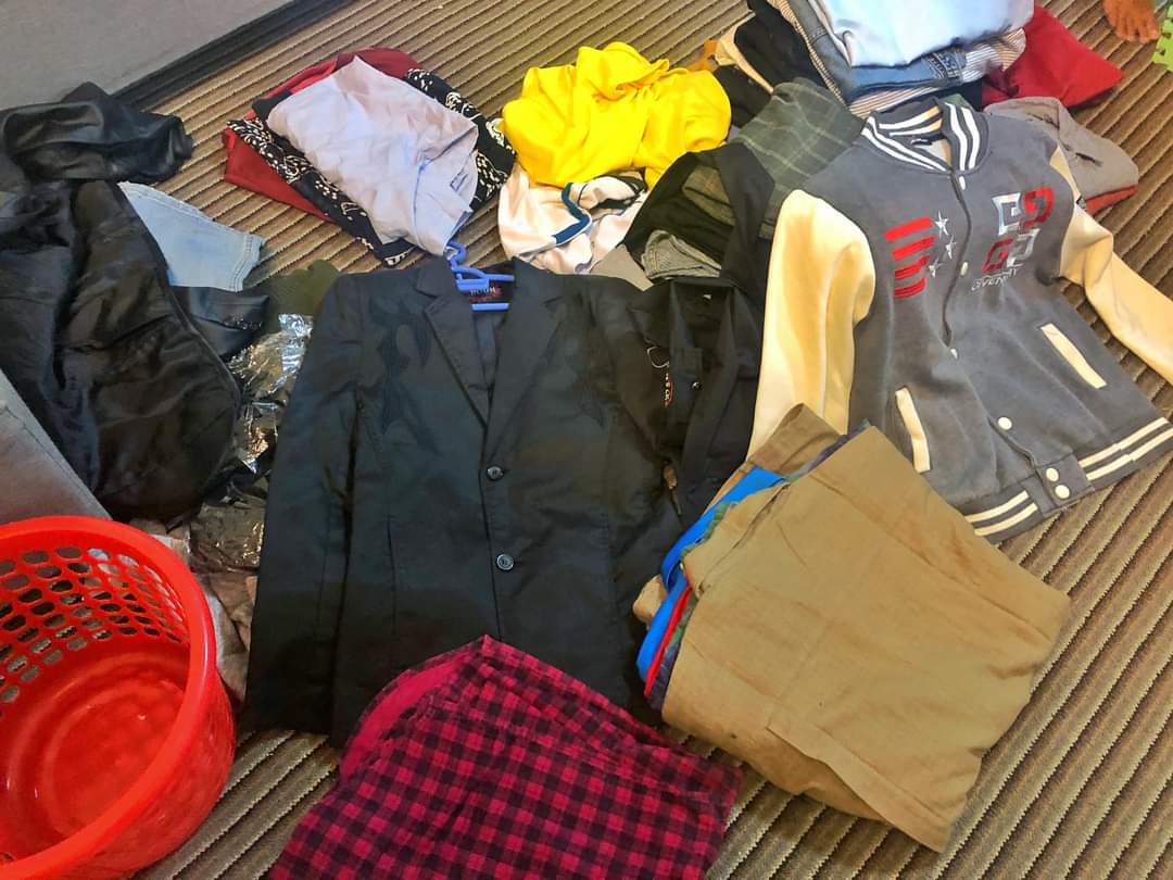 အကျႌလက်ဆောင်လိုချင်သူတွေအတွက် Challenge ခေါ်ပြီး အိပ်ထမတင် အကြိမ် ၁၀၀ လုပ်ပြလိုက်တဲ့ မိုးမိုးရဲ့