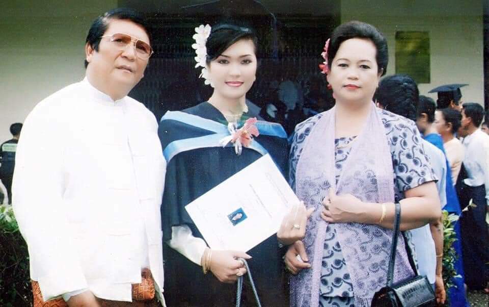 ပြန်လာနိုင်ဖို့မလွယ်တဲ့အချိန်မှာ မိခင်ဖြစ်သူက ဆုံးပါးသွားလို့