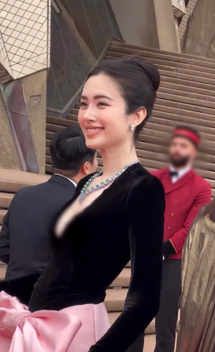 ក្រោយពីបានរៀបការរួច Poy Treechada និងស្វាមី កាន់តែមានក្ដីសុខ ...