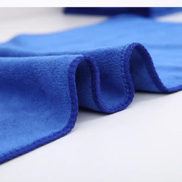 Strong water absorption without leaving water marks # Special cleaning ...