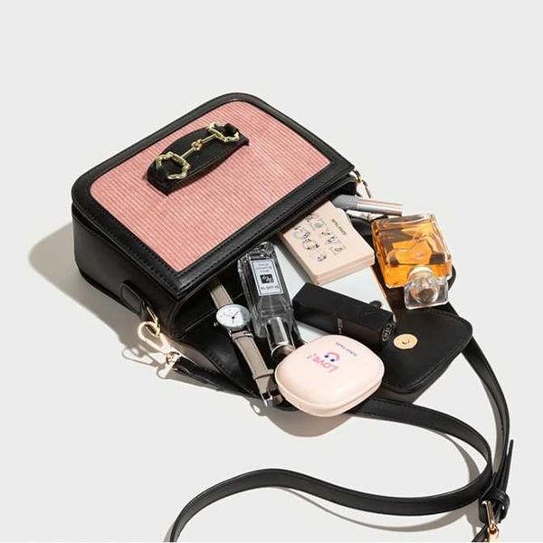 Women's New Single Shoulder Messenger Bag ins fashionable saddle bag - L192