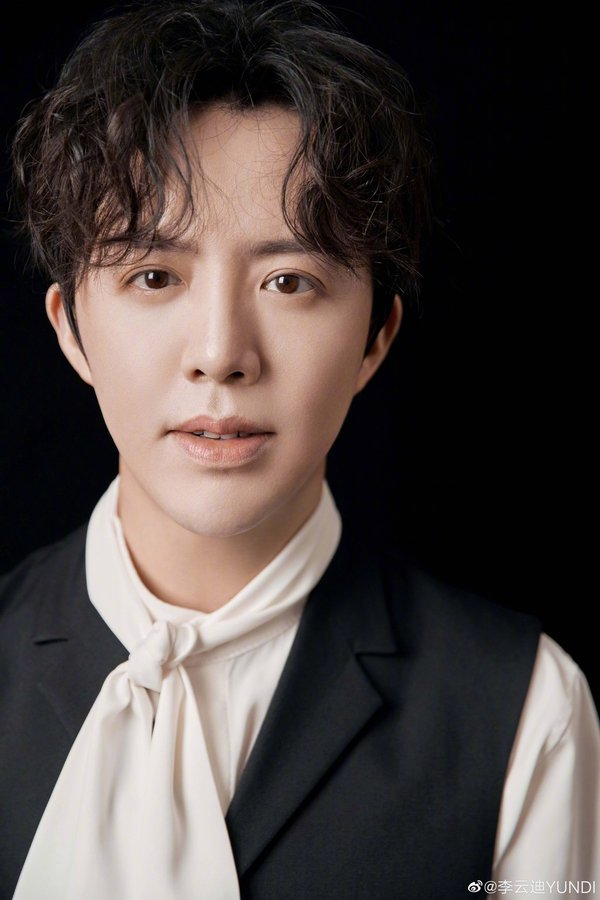 ព្រោះតែមានរឿងអាស្រូវ Yundi Li ត្រូវសំណងទឹកប្រាក់ ៣១លានដុល្លារ ...