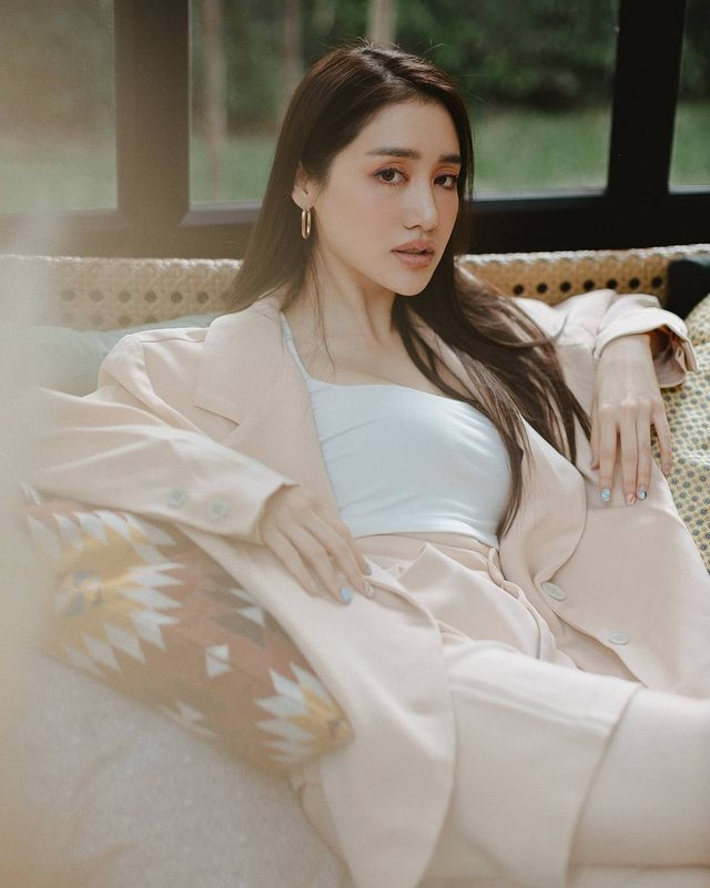 គួរឲ្យសរសើរ! លើកទី១ សម្រាប់ Pimprapa ...