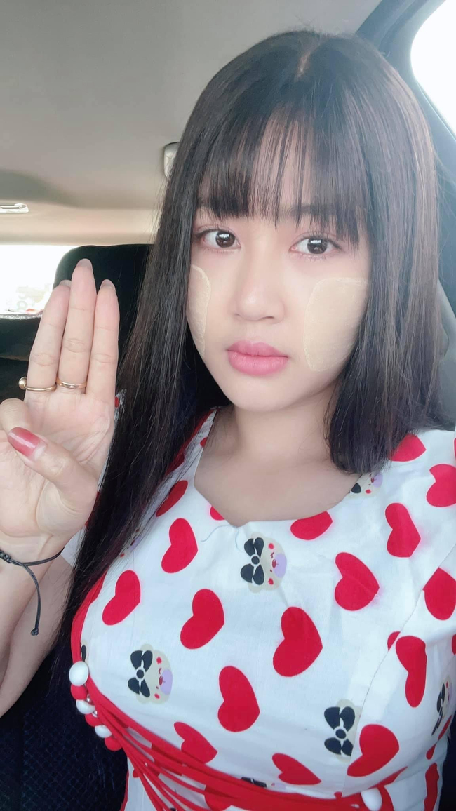 ယုံကြည်ချက်တွေအတွက်လှုပ်ရှားပါဝင်ရင်း ကြွေလွင့်သွားတဲ့ သူရဲကောင်းတွေကို အလှူငွေများလှူဒါန ...