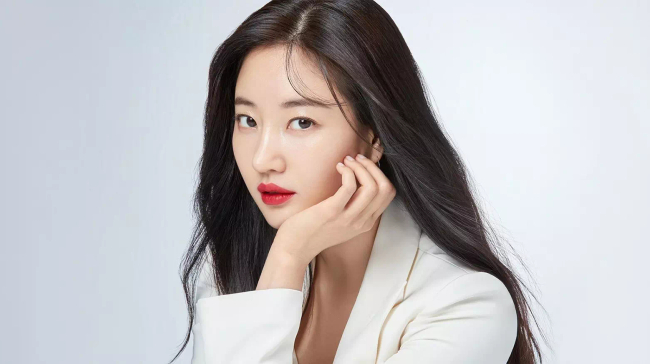 មុខដូចក្មេង១៨ សឹងមិនជឿថា តារាកូរ៉េ Kim Sa Rang ...