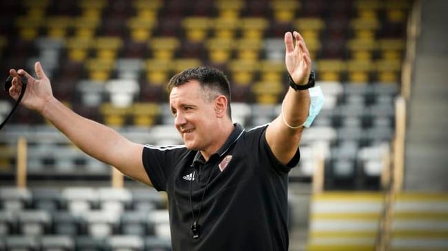 ក្លិប Al Wahda របស់អេមីរ៉ាតអារ៉ាប់រួមបានចែកផ្លូវជាមួយលោក Rasovic ...