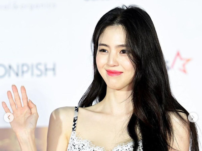 Han So Hee ត្រូវគេសង្ស័យថាបានបង្កើតគណនីក្លែ»-ងក្លាយ ចូលទៅ ...