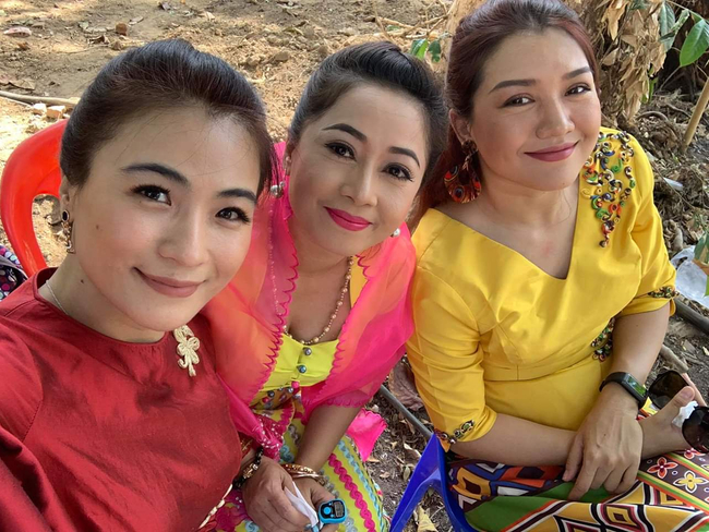 ချစ်သူငယ်ချင်းလေး ခင်လေးနွယ်အတွက် မွေးနေ့ဆုတောင်းပေးလိုက်တဲ့ သရုပ်ဆောင ...