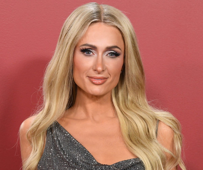 Paris Hilton ប្រាប់ហេតុផល ដែលមិនបង្ហាញរូបថតកូនស្រី - Khmerload ...