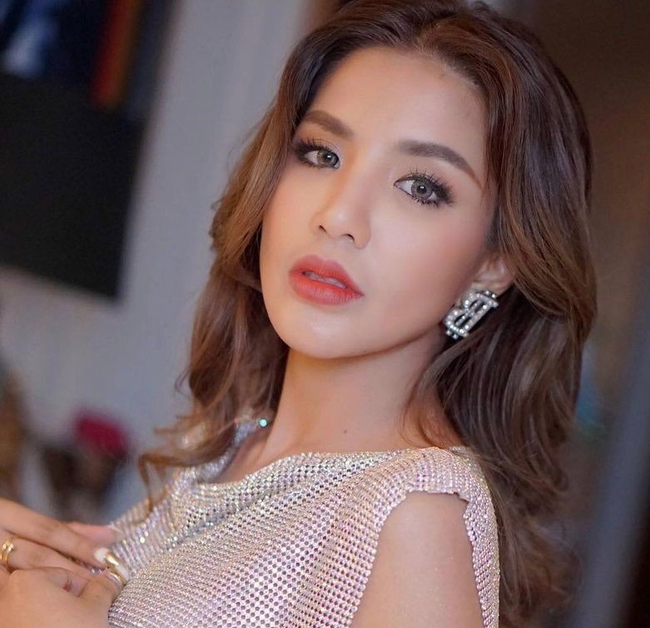 ក្រោយរួចផុតពីជា.ប់.ទោ.ស Bitoey ចេញមកបង្ហាញជីវិតហាយសូរបង្អួតប៊្រេនៗពេញផ្ទះ - Khmerload | Cambodia ...