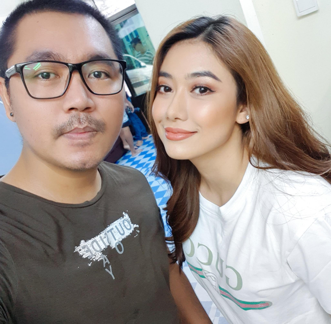 ရူးခါသွားလောက်စေမယ့် အလှတရားတွေနဲ့စွဲမက်ဖွယ်ကောင်းလောက်အောင်အမိုက်စားပို့စ်တွေပေးနေတဲ့ သင်ဇာဝင့ ...