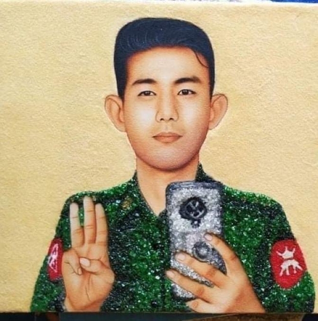 လတ်တလော တပ်တွင်းမှာ ဖြစ်ပေါ်နေတဲ့ ထူးခြားဖြစ်စဉ်များကို သူကြားသိရသလောက