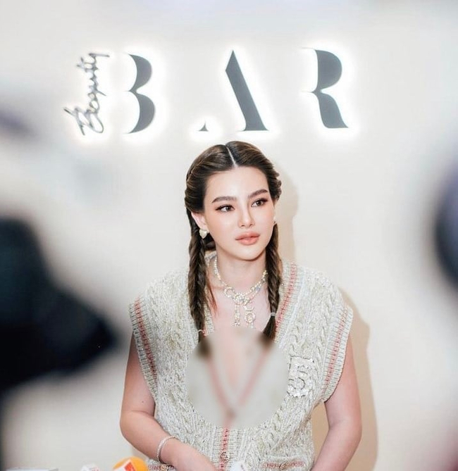 ខានឃើញយូរហើយ ចេញមកលើកនេះ Due លេងស្ទាយ៍ស្អាត នៅសមុទ្រ ហ្វេនមើលឡើងភ្លឹ-»ក - Khmerload | Cambodia ...