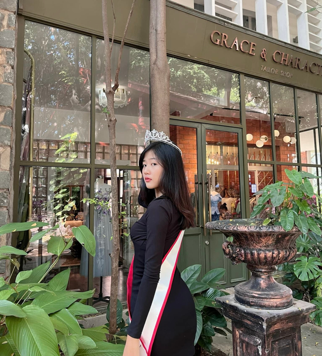 វ័យងាយឡើងមុន! តែ ពេជ្រ រស្មី លំដាប់រងទី២ Miss Teenកម្ពុជា ស្បែកមុខភ្លឺរលោង - Khmerload ...