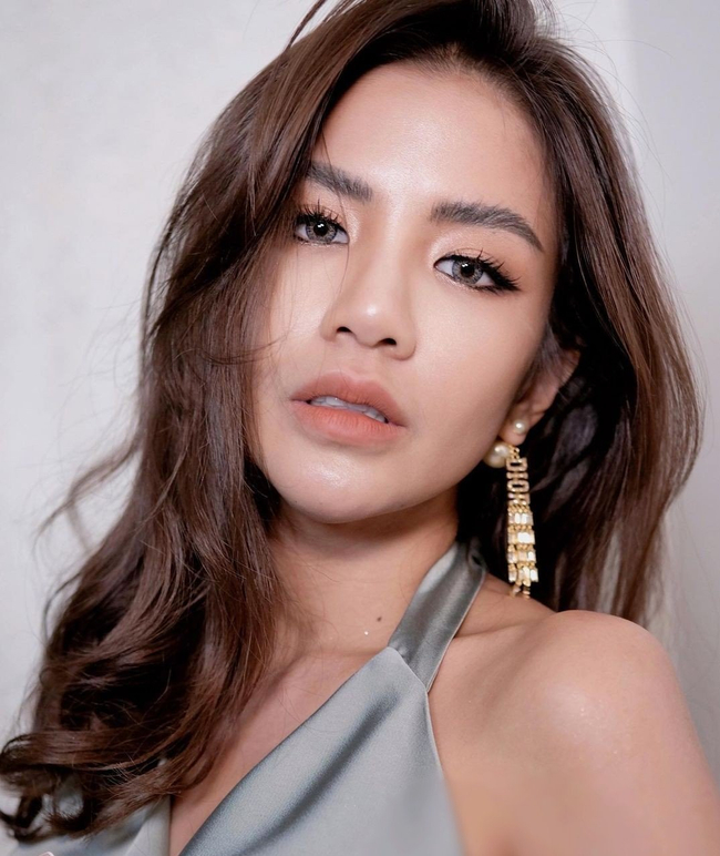 ទើបត្រូវគេកោះហៅ ស្វាមី Bitoey បង្ហោះរូបស្រក់ទឹកភ្នែក ជីវិតមនុស្សមេីលមិនឃេីញមែន - Khmerload ...