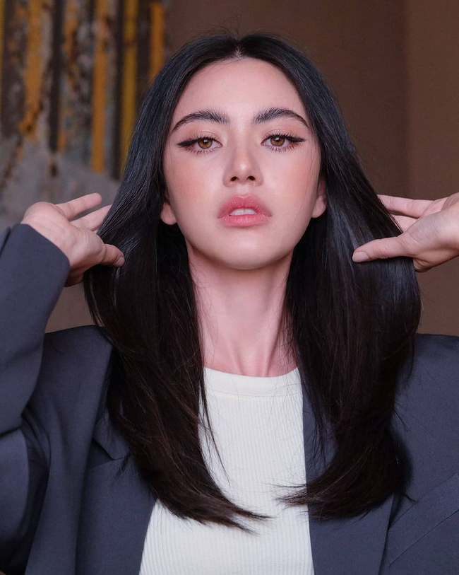 គ្រាន់តែឃើញរូបថតប៉ុន្មានសន្លឹកនេះរបស់ Mai Davikah អ្នកណាៗក៏ល្ងង់ស្នេហ៍ដែរ - Khmerload | Cambodia ...