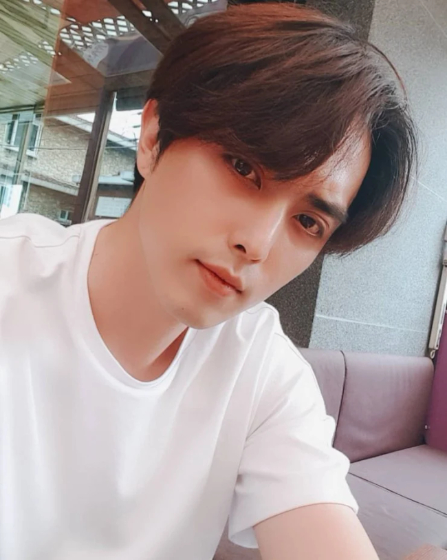 ផ្ទុះ ការ ចាប់ អារម្មណ៍! ពេលដឹងថា តារា K-Pop ជំនាន់ ទី២ រូបនេះ ជា CEO ក្រុមហ៊ុនមួយ - Khmerload ...