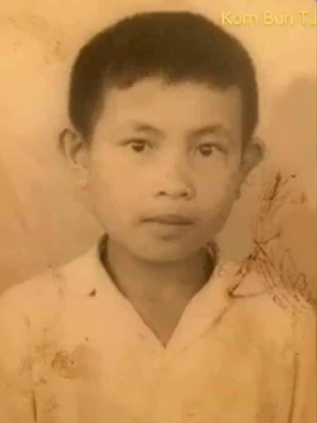 ကြည်ညိုသက်ဝင်စရာ ကောင်းလွန်းတဲ့ မိုင်းဖုန်းဆရာတော်ဘုရားကြီးရဲ့ ငယ်ဘဝ