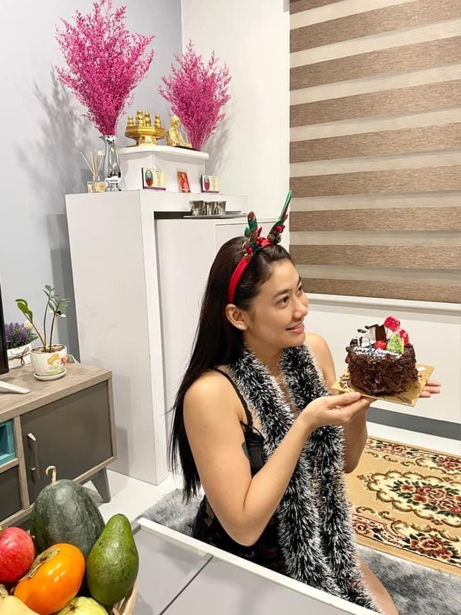 ရူးခါသွားလောက်စေမယ့် အလှတရားတွေနဲ့စွဲမက်ဖွယ်ကောင်းလောက်အောင်အမိုက