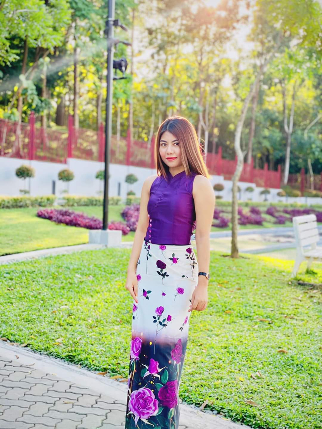 စိတ်ထားကောင်းအောင်နေပြီး ဘဝတိုတိုလေးမှာ အပြုံးနဲ့ပဲ ရှေ့ဆက်ရင်ဆိုင်မယ ...