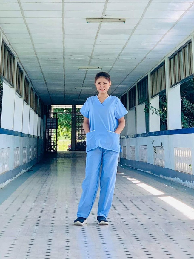 သူမရဲ့ ရင်နှစ်သည်းချာ ရင်သွေးလေးနဲ့ ပတ်သက်တဲ့ အဖြစ်မှန်တစ်ခုကို ပြောပ