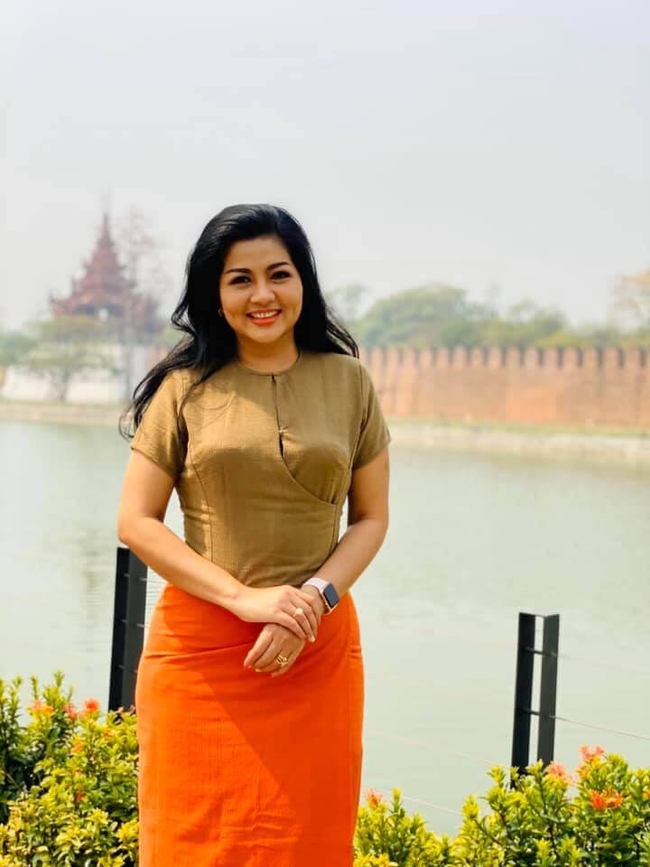 စွန့်ပစ်ခံရတဲ့ ပေါင်မပြည့်တဲ့ ကလေးလေးနှစ်ယောက်ကို ထပ်မံမွေးစားလိုက်တဲ့