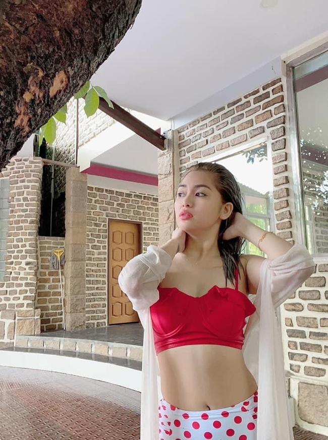 သစ်သီးမြင်တာနဲ့ကြောက်တတ်တာကြောင့် အတင်းလာကျွေးရင်တောင်အသေသာခံလိုက်မယ