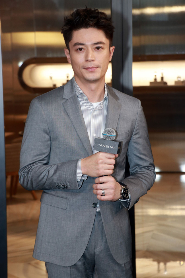 យូរៗចេញមកម្ដង Wallace Huo ស្រាប់តែបង្ហាញរឿងដ៏គួរឲ្យចាប់អារម្មណ៍មួយនេះ ...